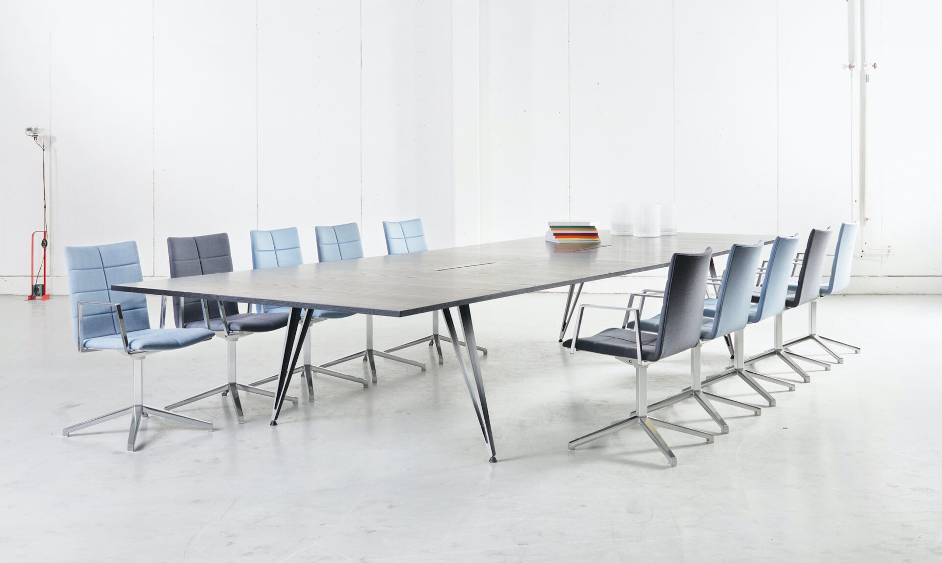 Clever Attach Table System by Inspec — 3rings
