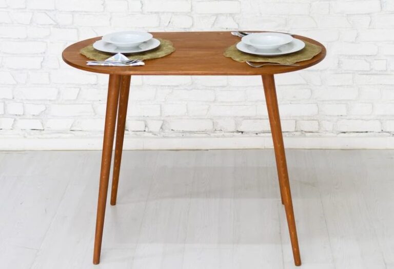 Oval Table by ASL Wood Art — 3rings